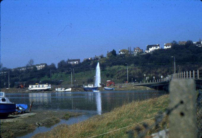 Burst water main. | Unusual Events | Benfleet Community Archive
