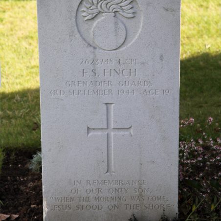 In Remembrance Memorial. 1944 Casualties. | Second World War | Benfleet ...