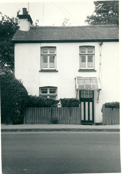 Salt Box Cottage, High Road | Notable Buildings and Gardens | Benfleet ...