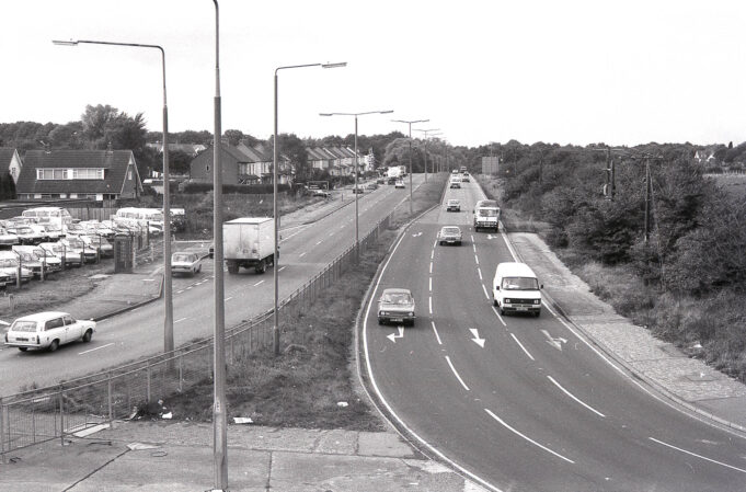 Rayleigh Weir 1985 | Streets and Roads | Benfleet Community Archive